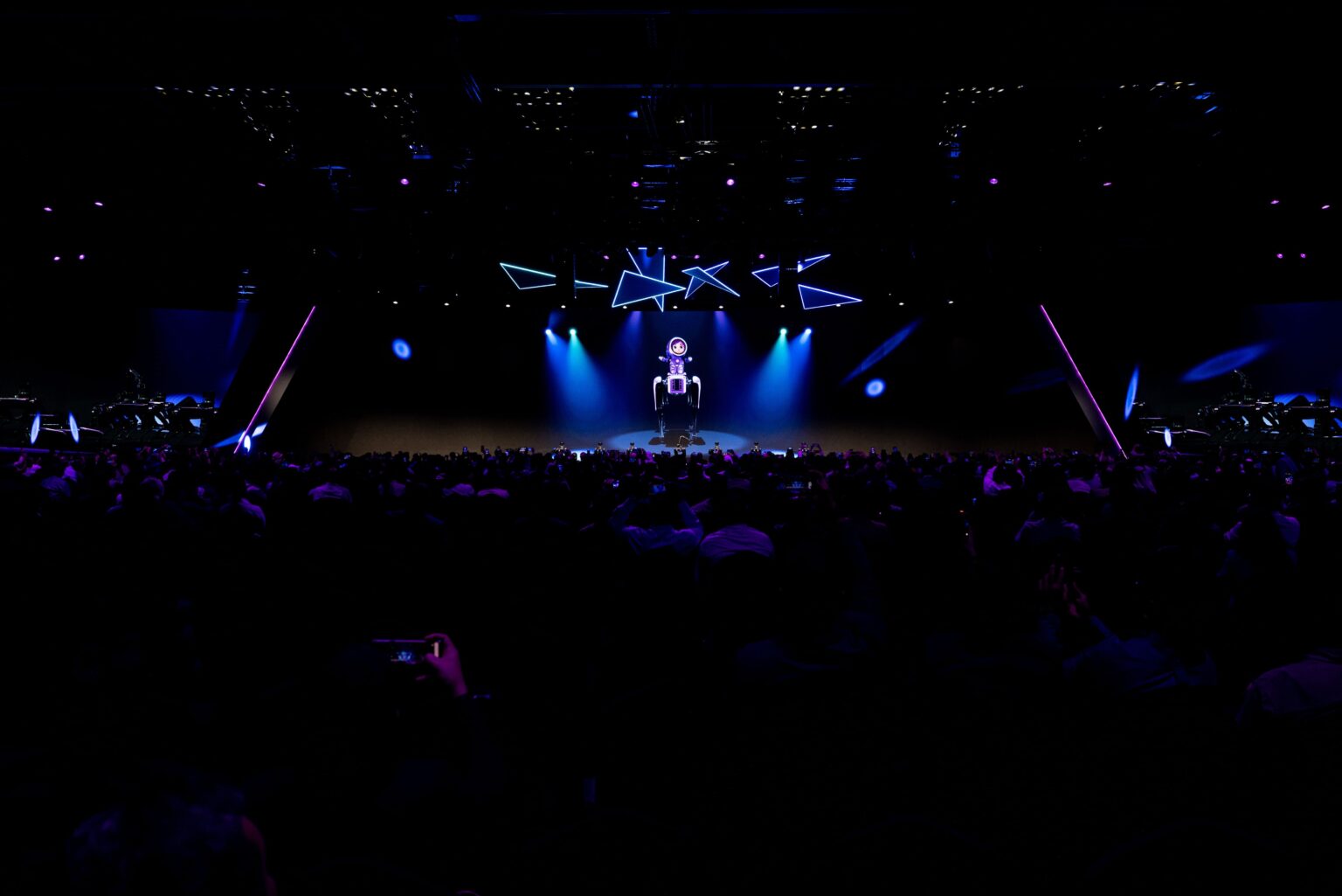 G42 Wraps Up Supercharged 2025 With Bold Vision For An AI-Enabled ...